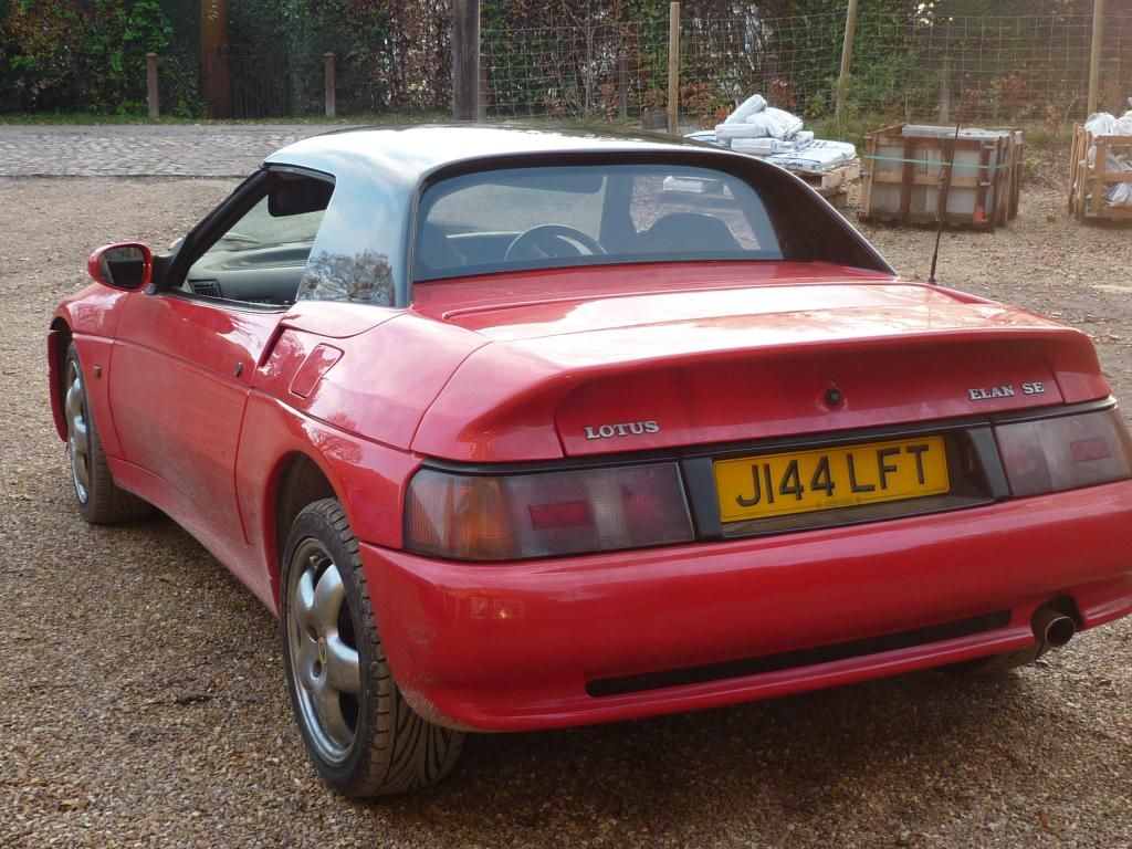 Lotus Elan Central • View topic - New hardtop Fitted