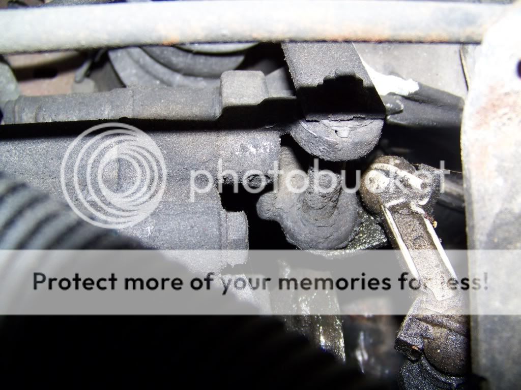 Transmission bracket damaged | VW Vortex - Volkswagen Forum
