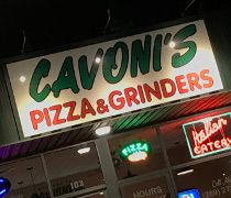 Cavoni’s Pizza & Grinders (Three Rivers) | SW Michigan Dining