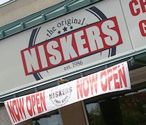 Niskers Char-Grill | SW Michigan Dining